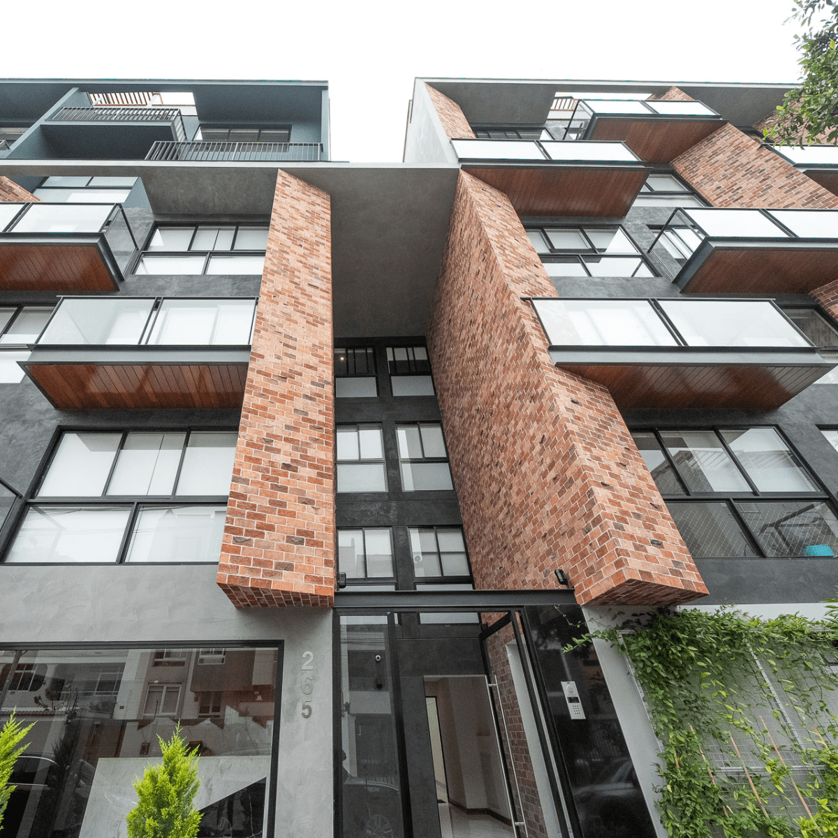 San Tadeo 265 – CP Building